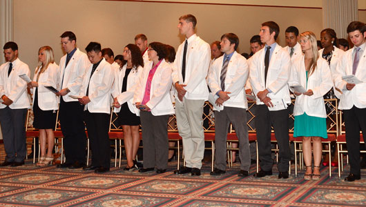 Upstate Medical University medical students receive their white coats ... Upstate Medical University medical students receive their white coats ...